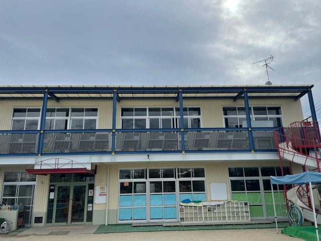 西宮市I幼稚園 「超低汚染リファイン1000MF-IR」8096ライトクリーム×9007ピーチで塗り替えました！ | 西宮市の外壁塗装や屋根塗装ならプロタイムズ西宮店（株）DOOR