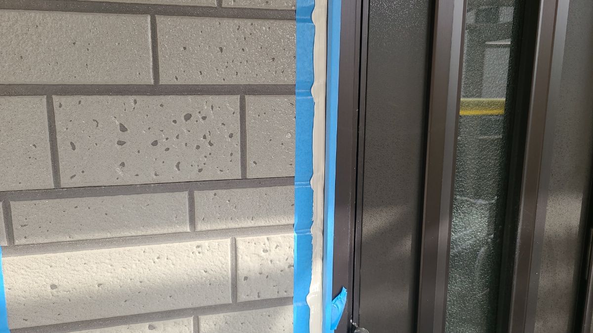 コーキング8 | 西宮市の外壁塗装や屋根塗装ならプロタイムズ西宮店（株）DOOR